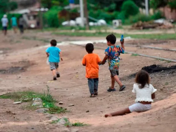 Uno de cada cuatro jóvenes es indigente y se encuentra fuera del ...
