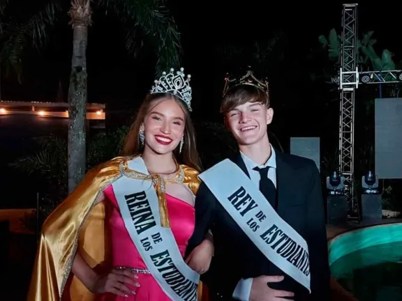 Brisa Giménez y Dante Staudt son los nuevos Reyes de los Estudiantes de ...
