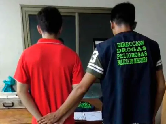 Cayó un “transa” en Almafuerte y Tomás Guido de Posadas | Diario Noticias De La Calle de Misiones