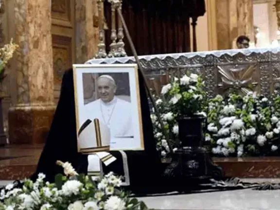 Construirán una capilla memorial para el Papa Francisco en la Catedral ...