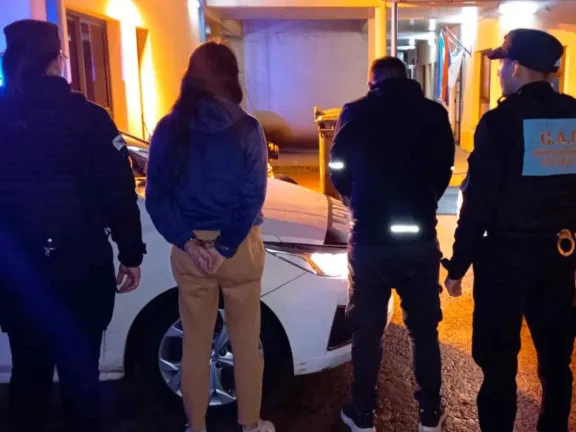 Pareja “mechera” fue arrestada en el microcentro | Diario Noticias De ...
